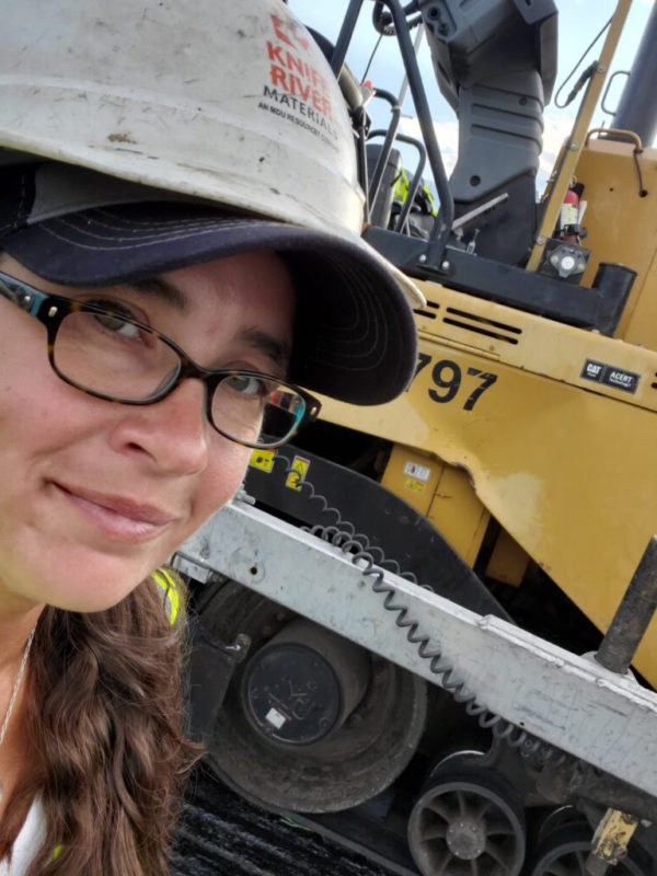 Apply – Building Strong Communities